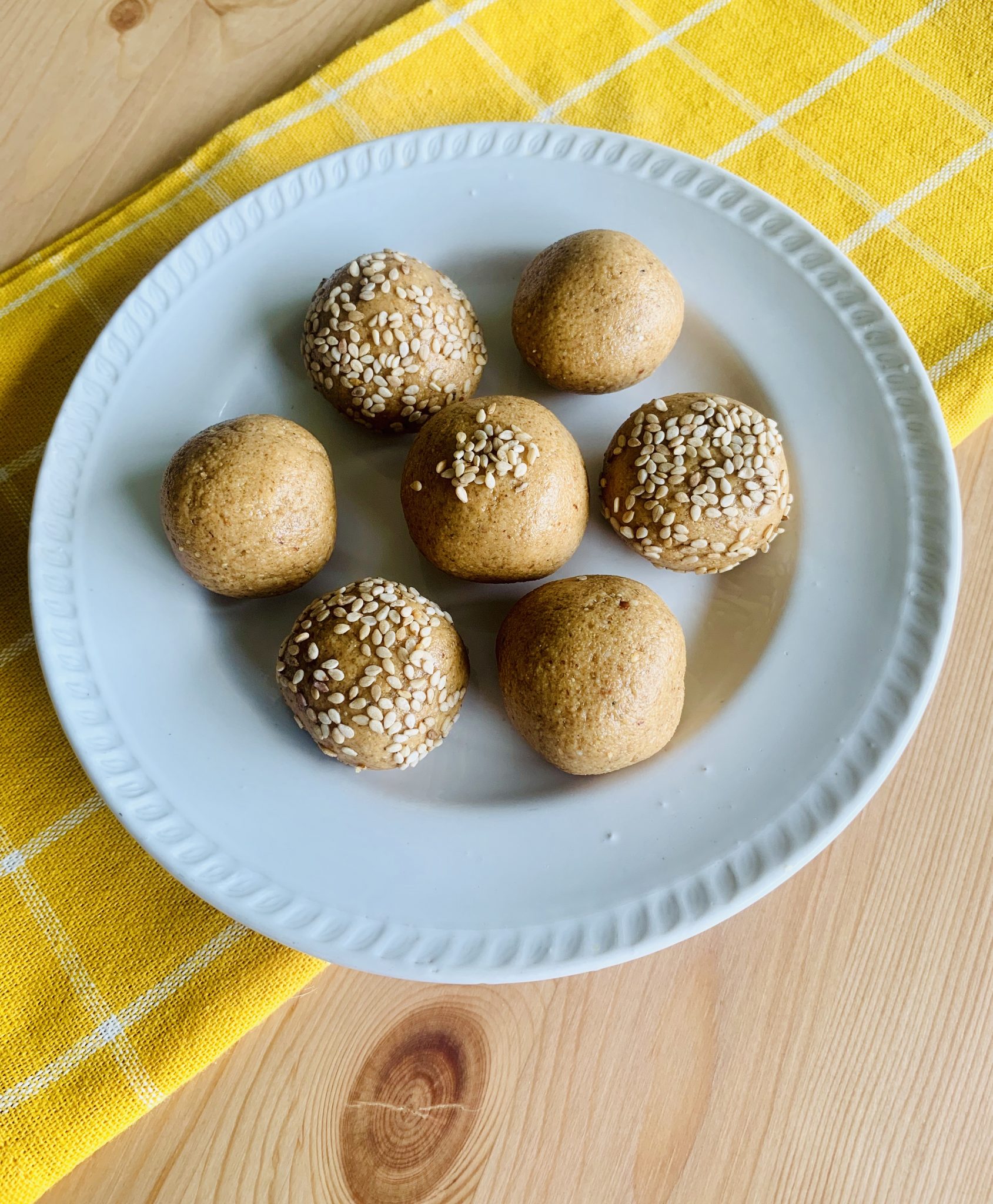 Low-Sugar Sweet Snacks For Pregnancy And Postpartum- Easy Mommy Life